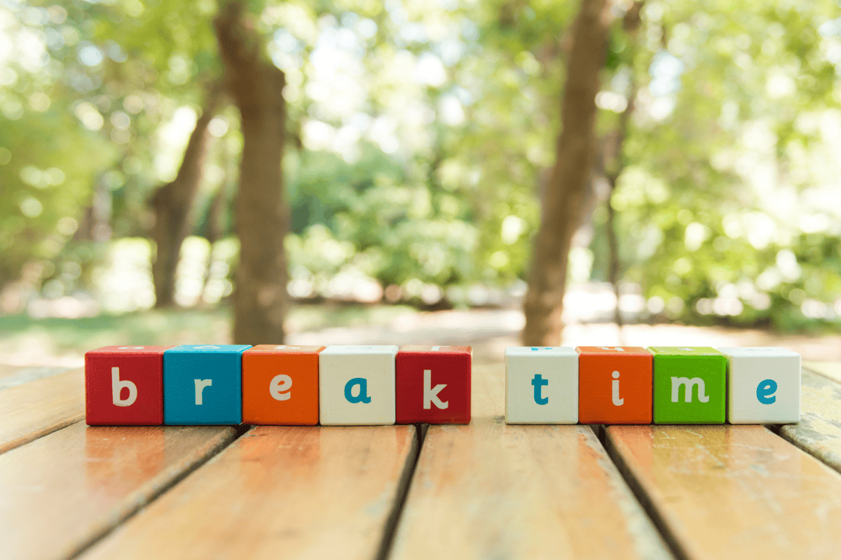How do I Schedule Breaks During the Day to Minimize Pain in the Workplace?